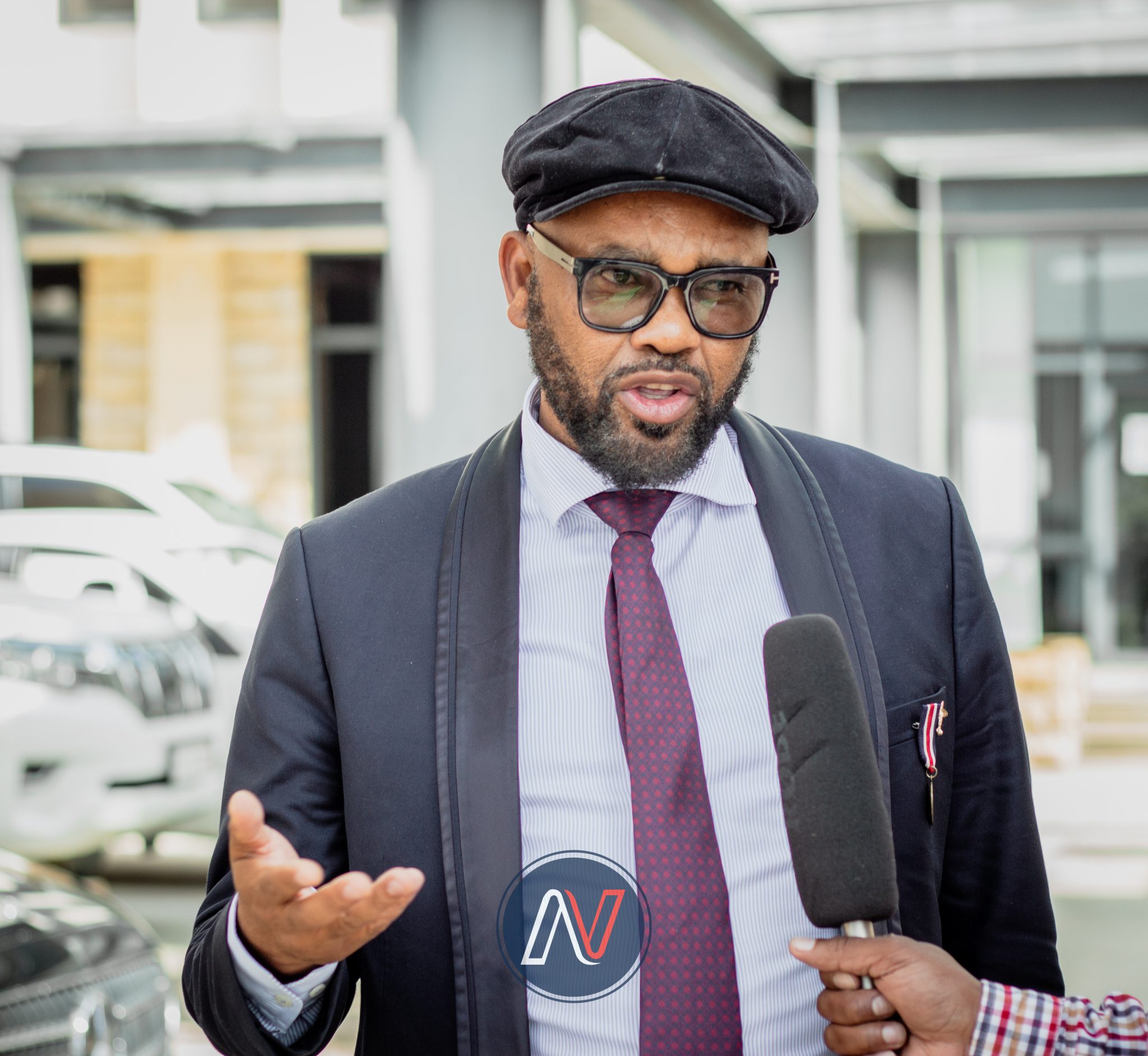 Mofomobe calls on govt to act on frozen bank accounts of Basotho in SA ...